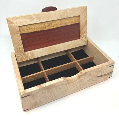 Edward Jacob: Pin Hinge Box – Salmon Falls Gallery